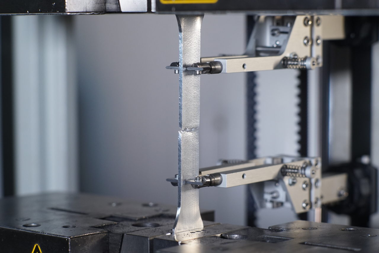 Prove meccaniche. Centro Analisi Materiali e controllo qualità - TEC ...